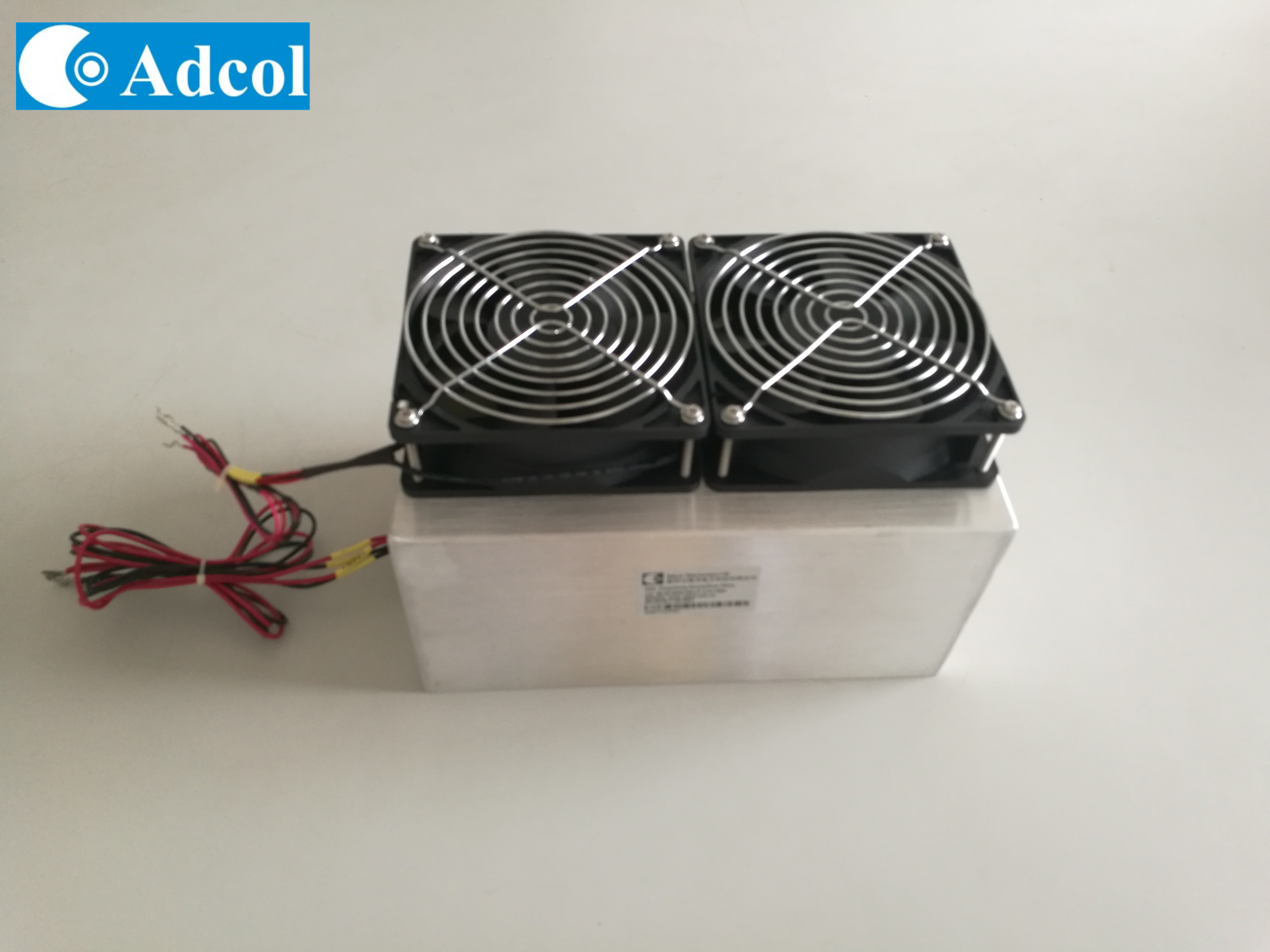 Thermoelectric Liquid Cooler With Heatsink & 300W Cooling Capacity